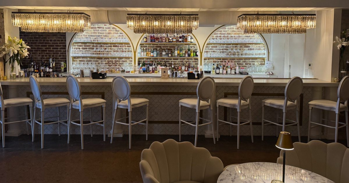 Coupe & Stein Champagne Bar | Discover Durham