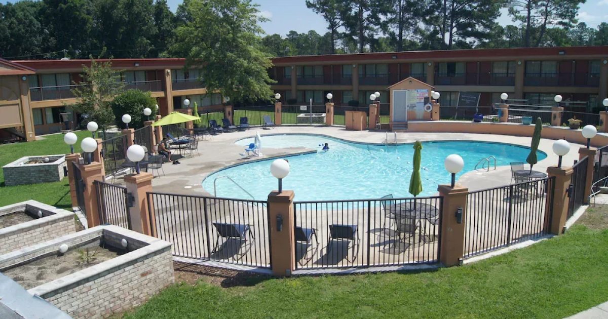 Days Inn by Wyndham Durham/Near Duke University | Discover Durham